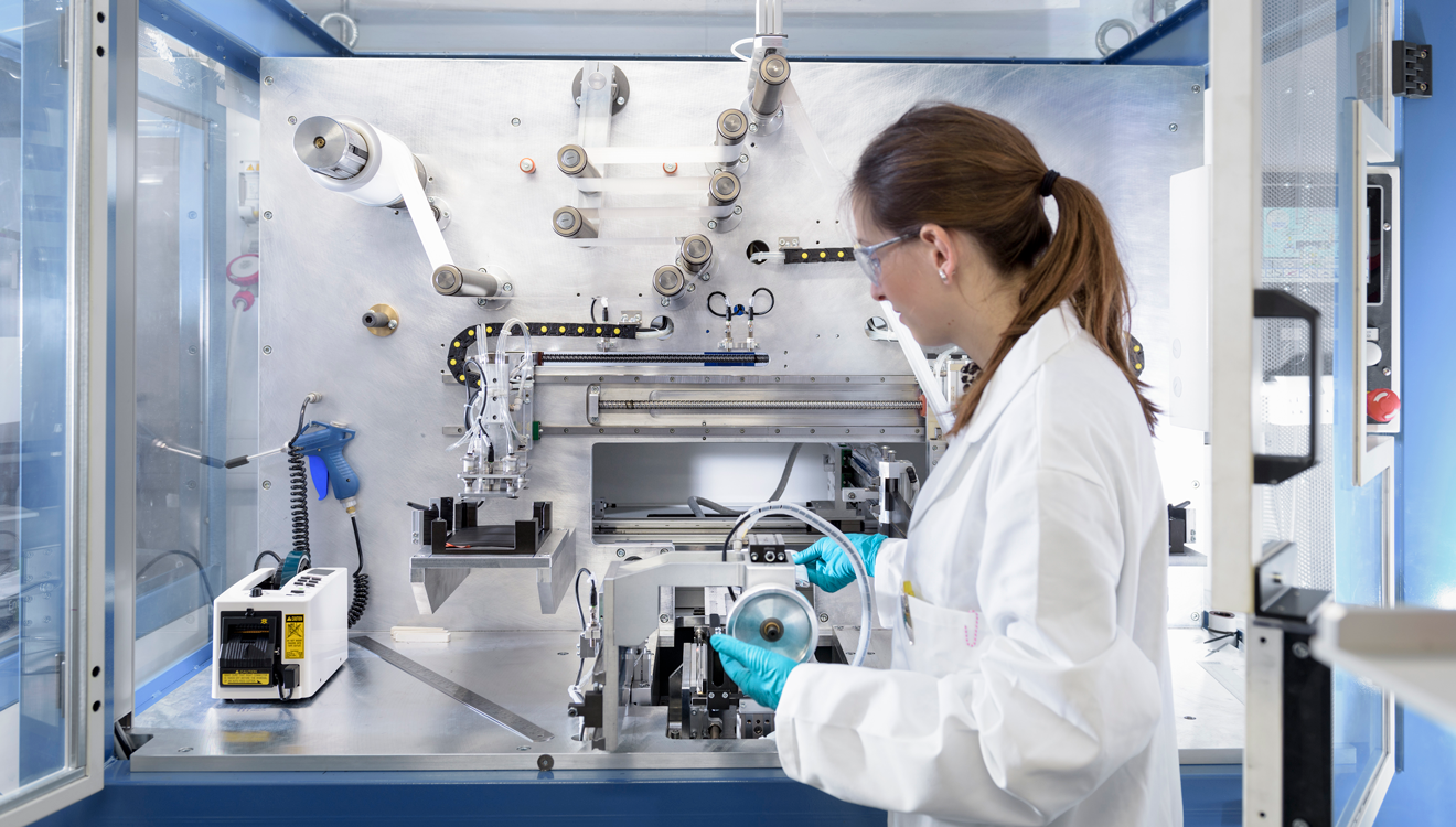 Priority 2: Knowledge and skills | National Battery Strategy ...